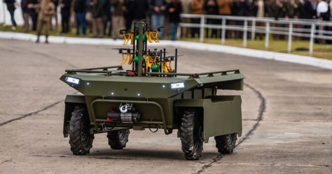 EXO presentó su UGV (Vehículo Terrestre No Tripulado) en el Aniversario ...